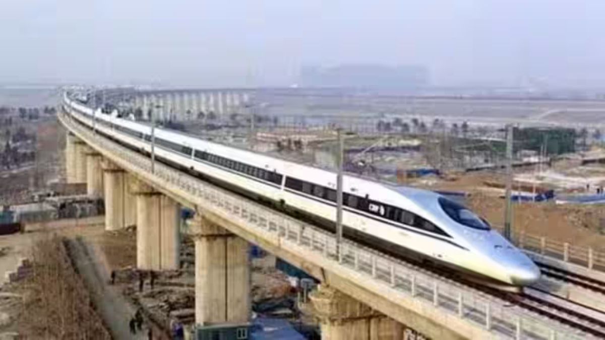 Mumbai-Ahmedabad Bullet Train: Ashwini Vaishnaw inspects bullet train ...