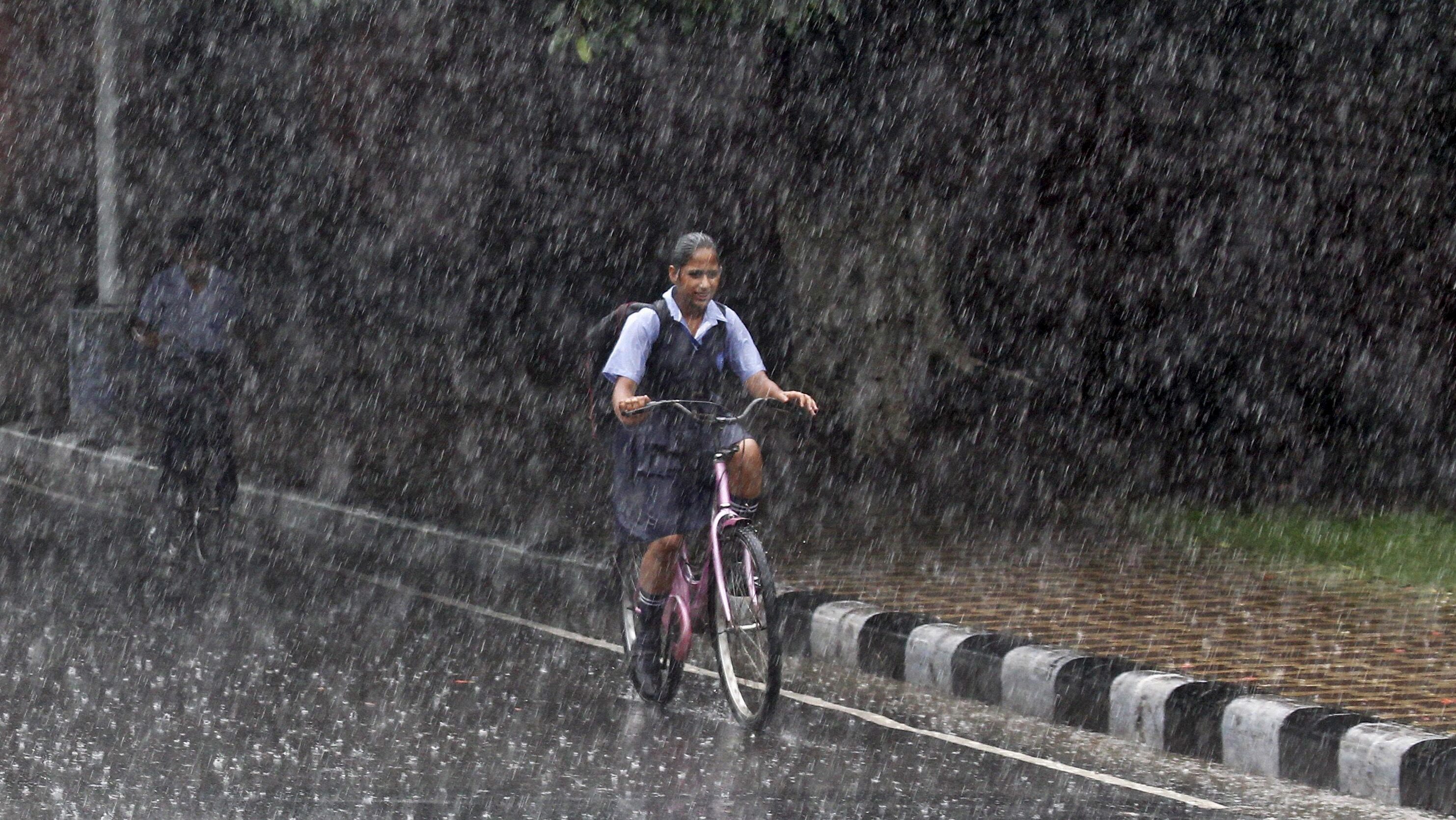 Weather Update: Rainfall and hailstorms in central India; IMD predicts ...