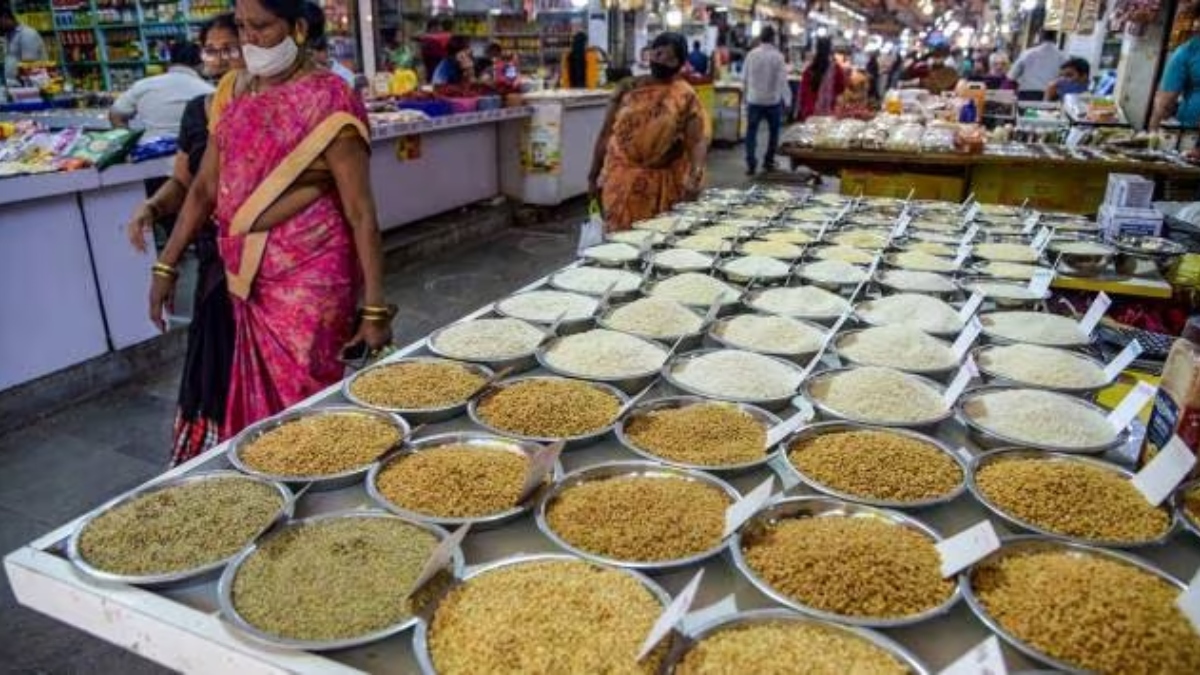 CPI inflation may ease to 4.3-4.4% in FY25: CMIE - Economy News | The ...