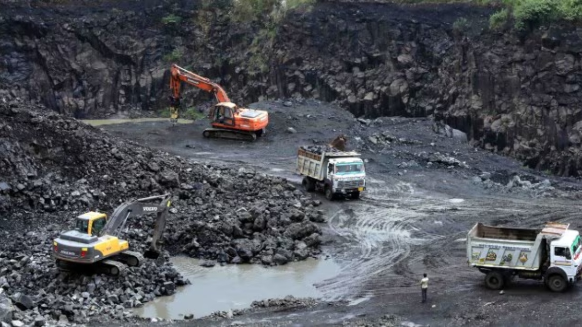 State-run coal firms target 9 GW RE capacity by 2030 - Industry News | The Financial Express