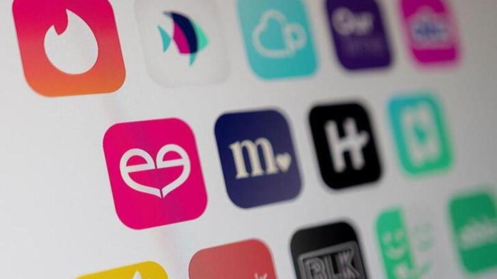 Swiping into a scam: How dating sites can be a fertile ground for ...