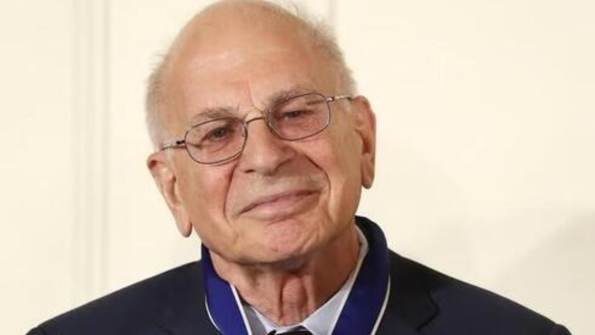 Nobel Prize laureate Daniel Kahneman passes away at 90 - Know THESE 10 ...