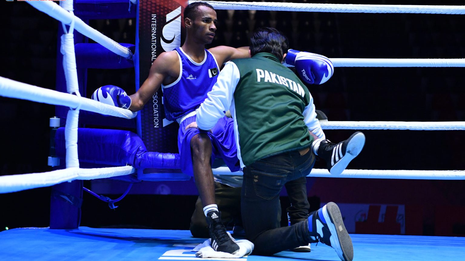 'Embarrassing for country…’ Pakistani boxer disappears after stealing ...