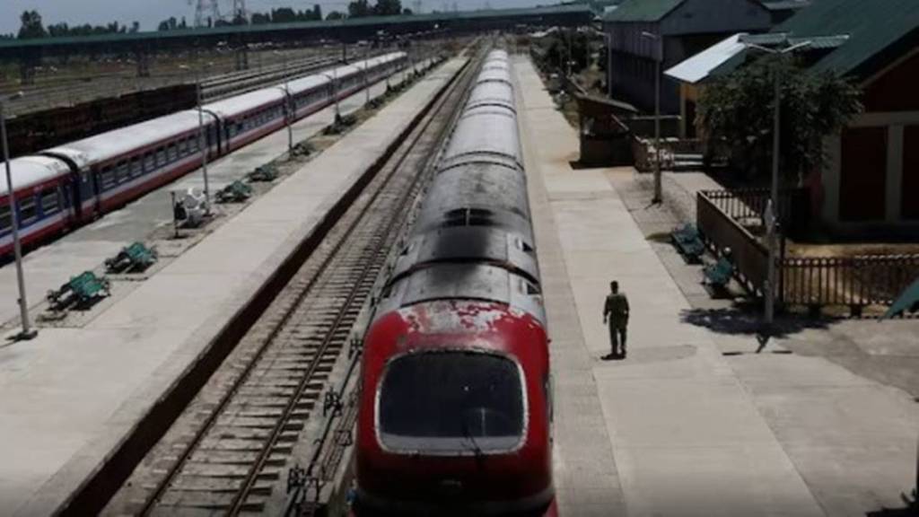 Jammu and Kashmir: DGP reviews security of newly commissioned railway ...