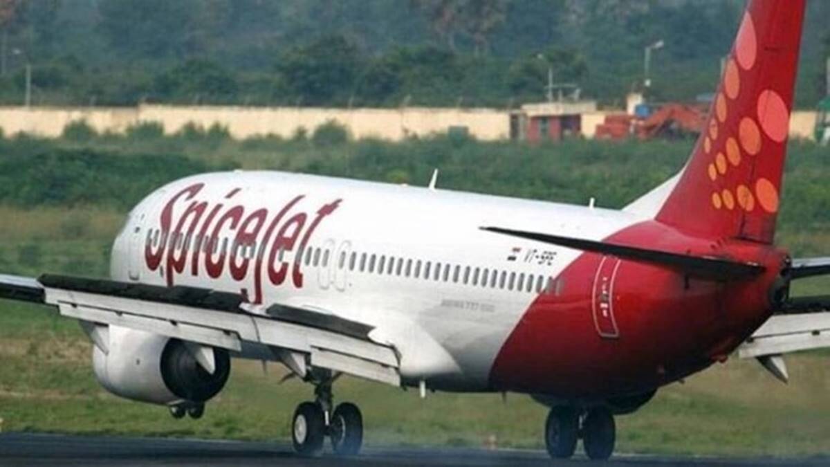 Two SpiceJet executives from senior managerial team quit - Airlines ...