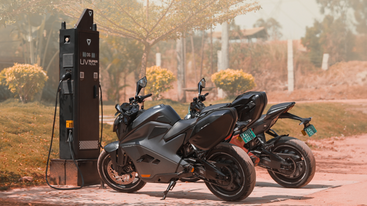 Ultraviolette launches new Supernova DC fast charger– now charge F77 in ...