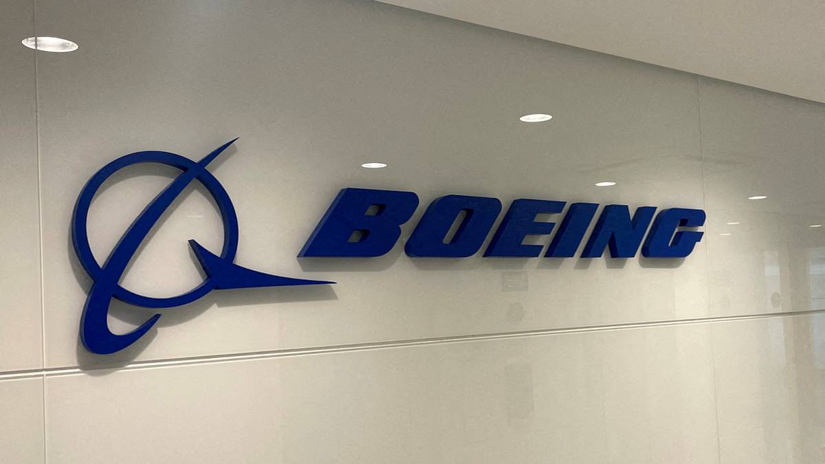 Boeing partners with AIESL to elevate aircraft maintenance training in ...