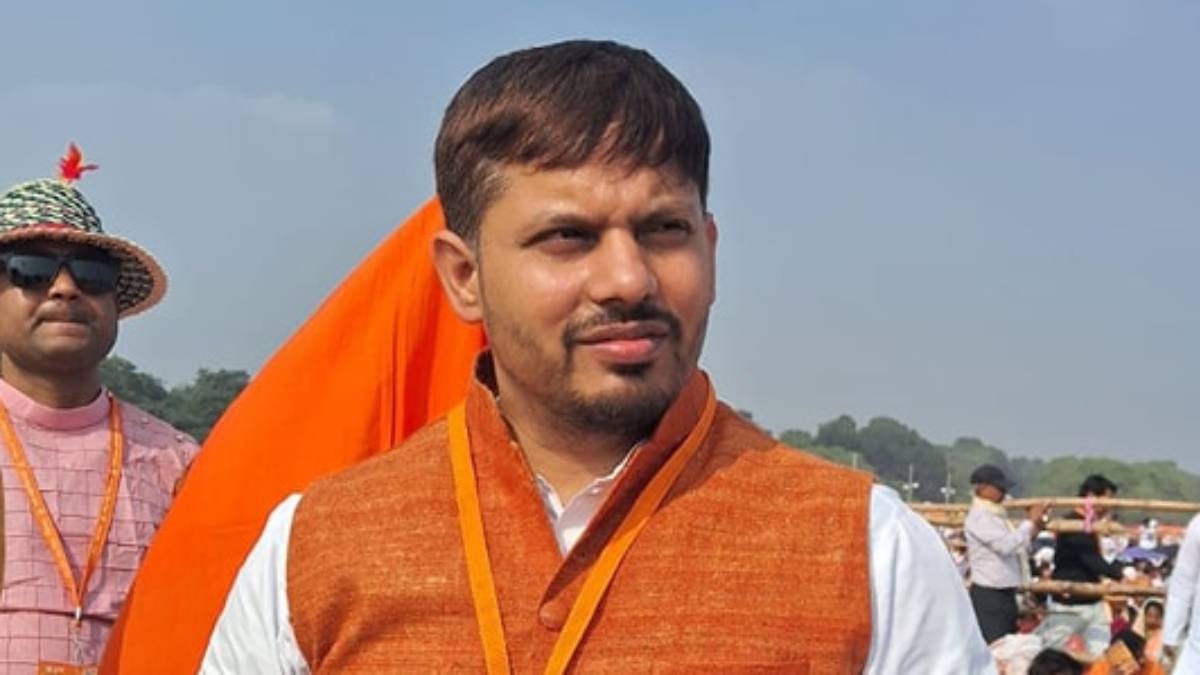 West Bengal: BJP Asansol candidate Pawan Singh steps aside from Lok ...