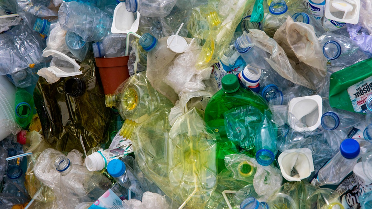Meghalaya High Court bans single-use plastic - How grave is plastic use ...