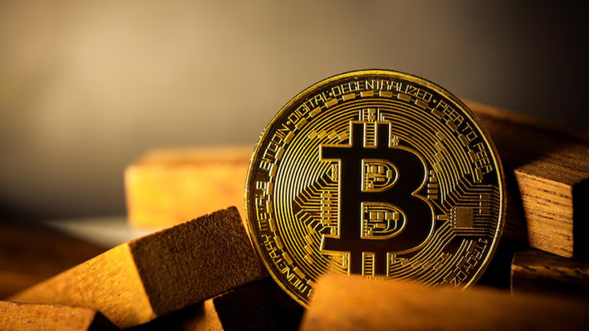 Bitcoin falls by 6%; records worst performance since 2022 - Digital ...