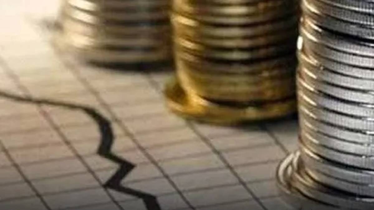 India economy likely grew at weakest pace in a year in Jan-March ...