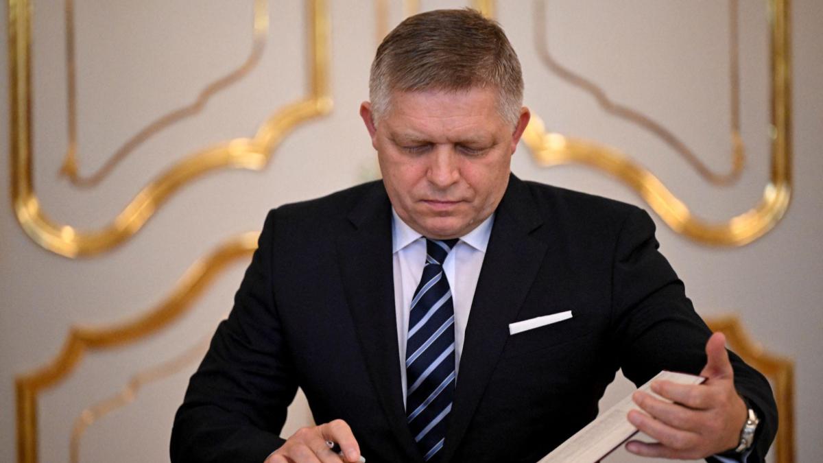 Slovakian PM Robert Fico injured in shooting incident, one suspect ...