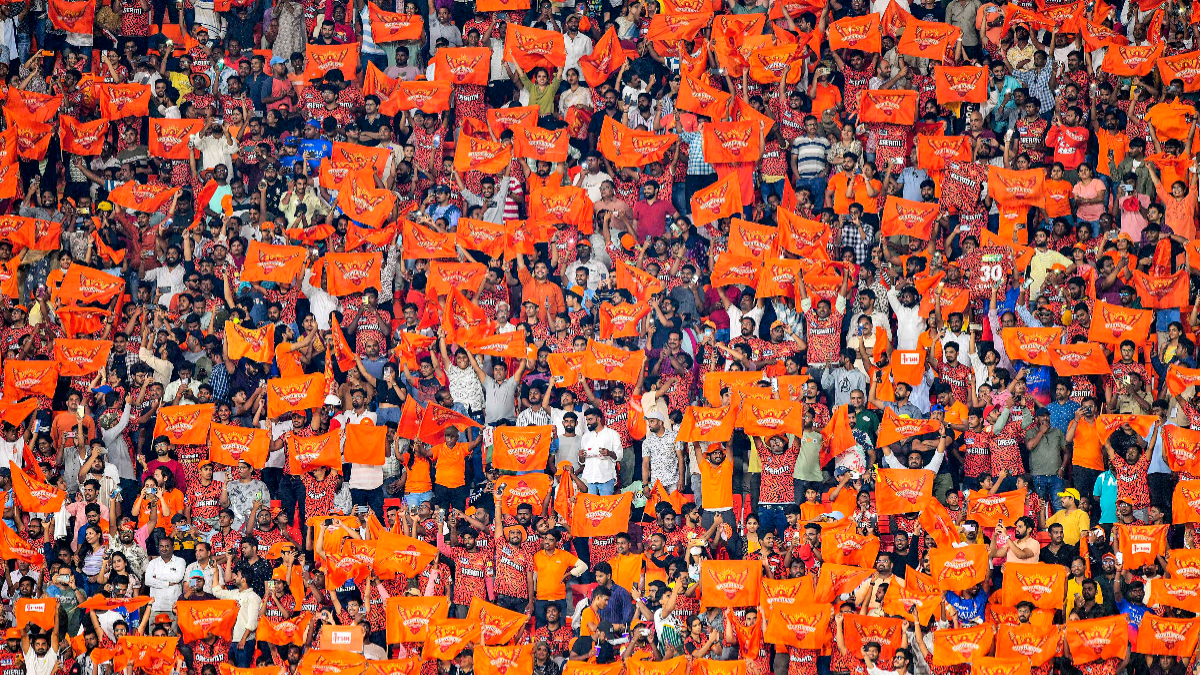 Abhishek Sharma stars as Sunrisers Hyderabad secure 4-Wicket win, stay ...