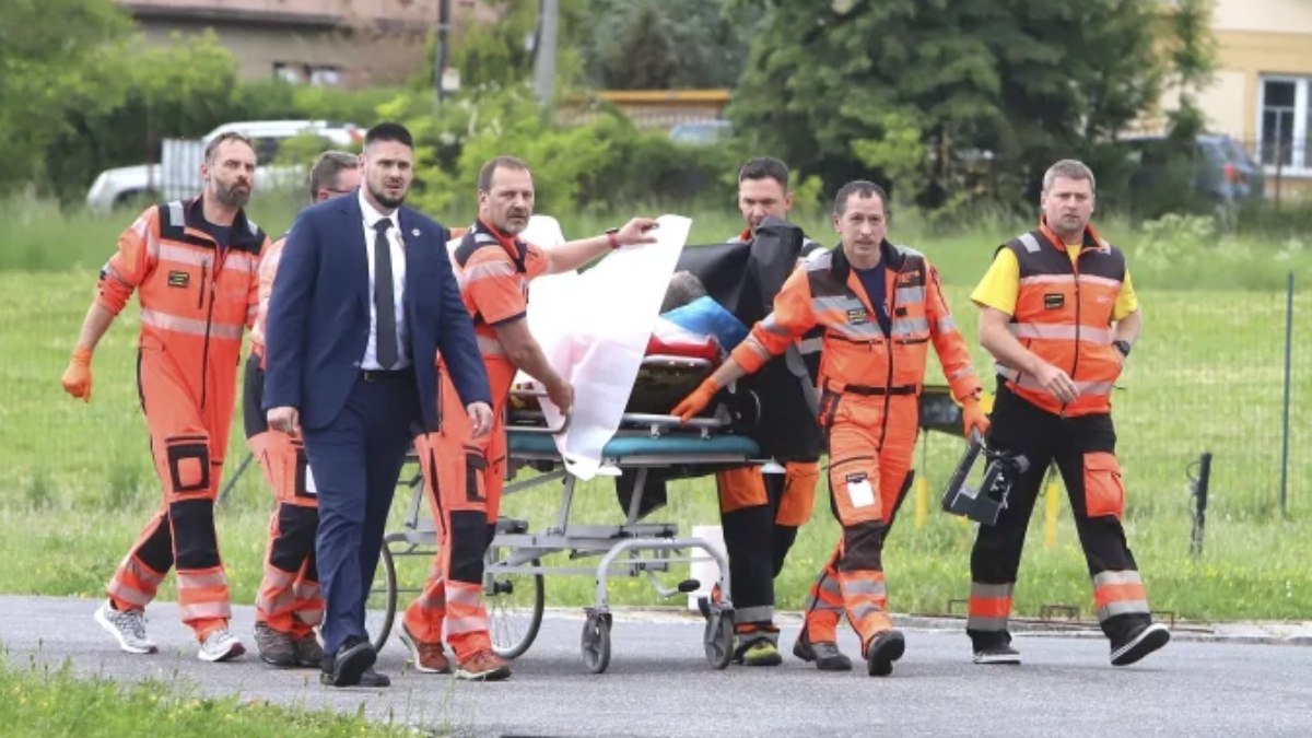 Slovakian Prime Minister Robert Fico expected to survive assassination ...