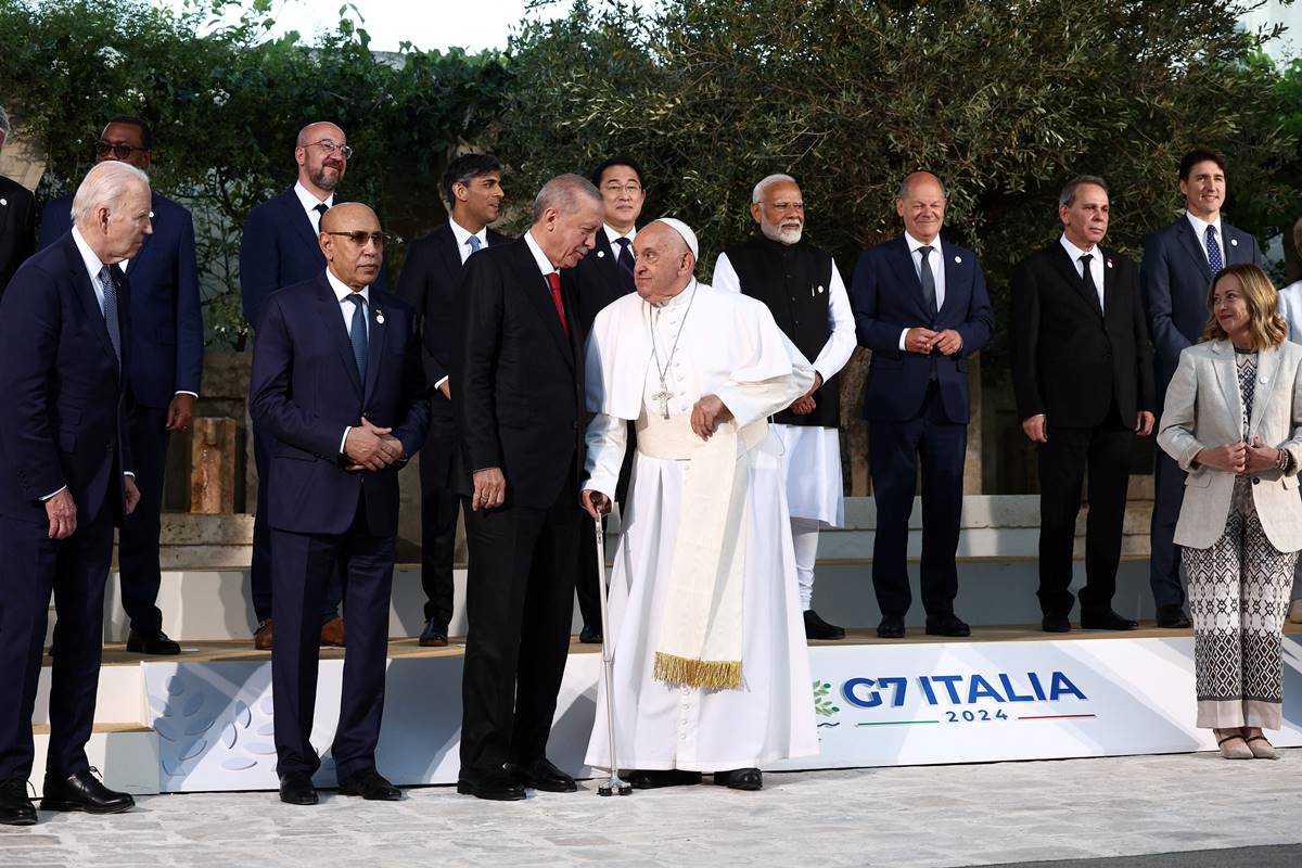 Productive discussions with world leaders! PM Modi at G7 Summit - PHOTOS - business-gallery News ...