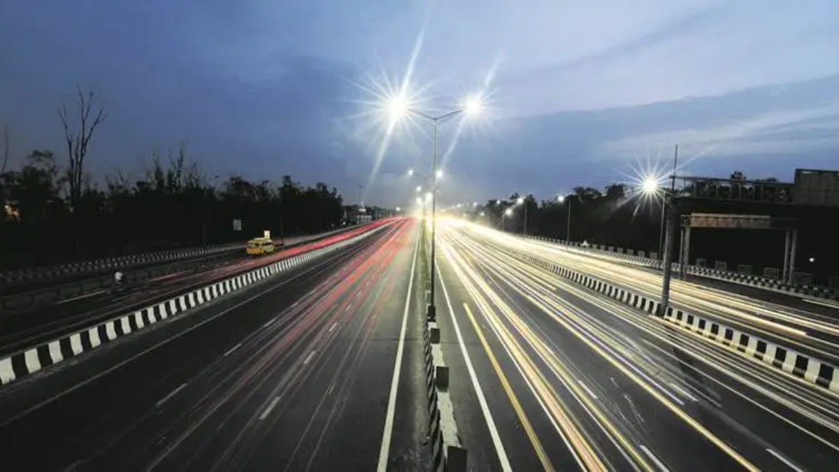 Over 800 km of highway stretches bid out - Infrastructure News | The ...