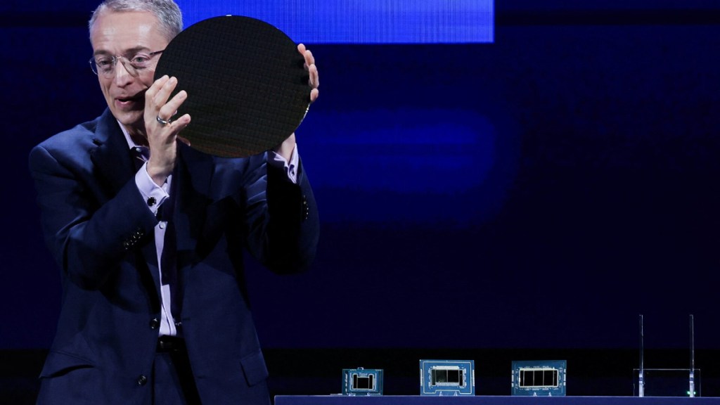 Computex 2024: With Lunar Lake, Intel plays catch up in AI race taking ...