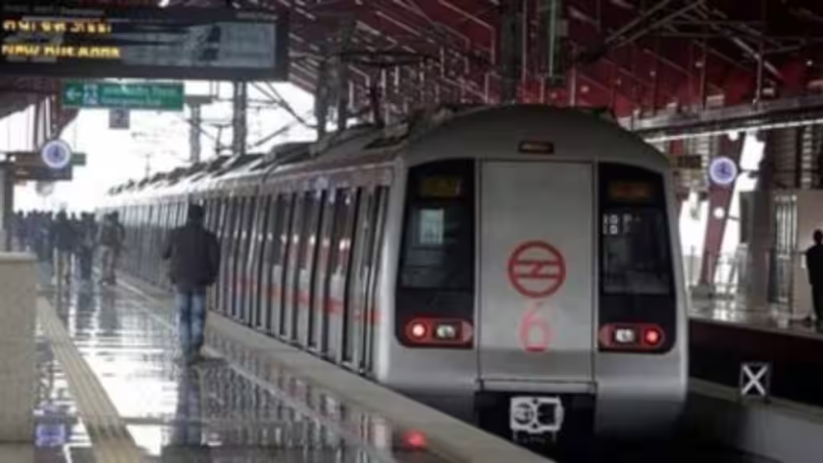 DMRC introduces mobile-based QR ticketing via Amazon Pay ...