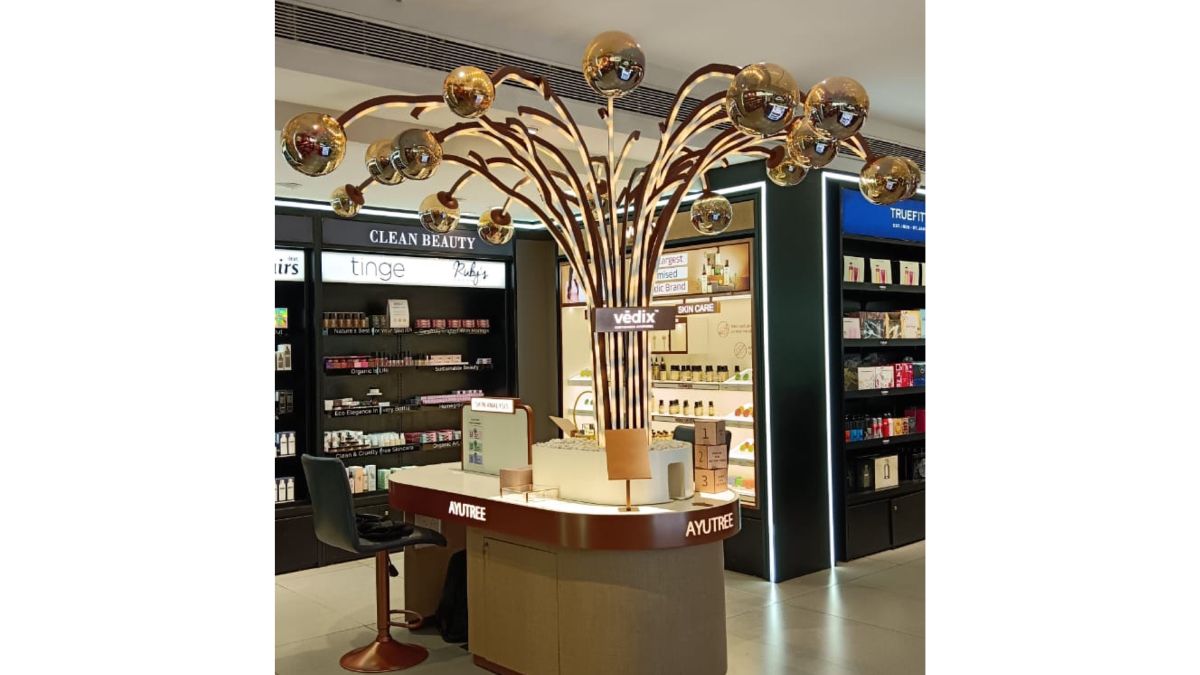 Vedix collaborates with Shoppers Stop to unveil an exclusive shop-in ...