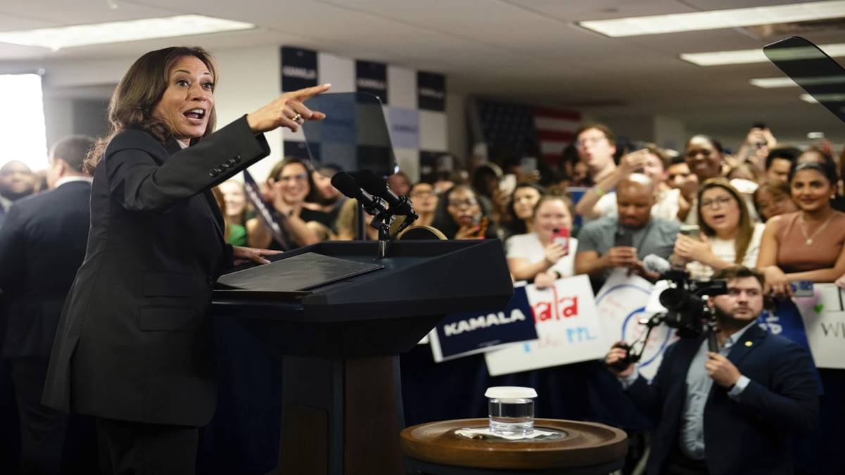 US Elections 2024: Kamala Harris secures Democratic nomination, set to ...