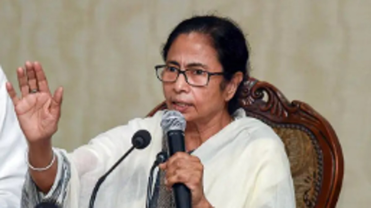 Kolkata doctor's rape-murder case: BJP calls for CM Mamata Banerjee's resignation, says 'no ...