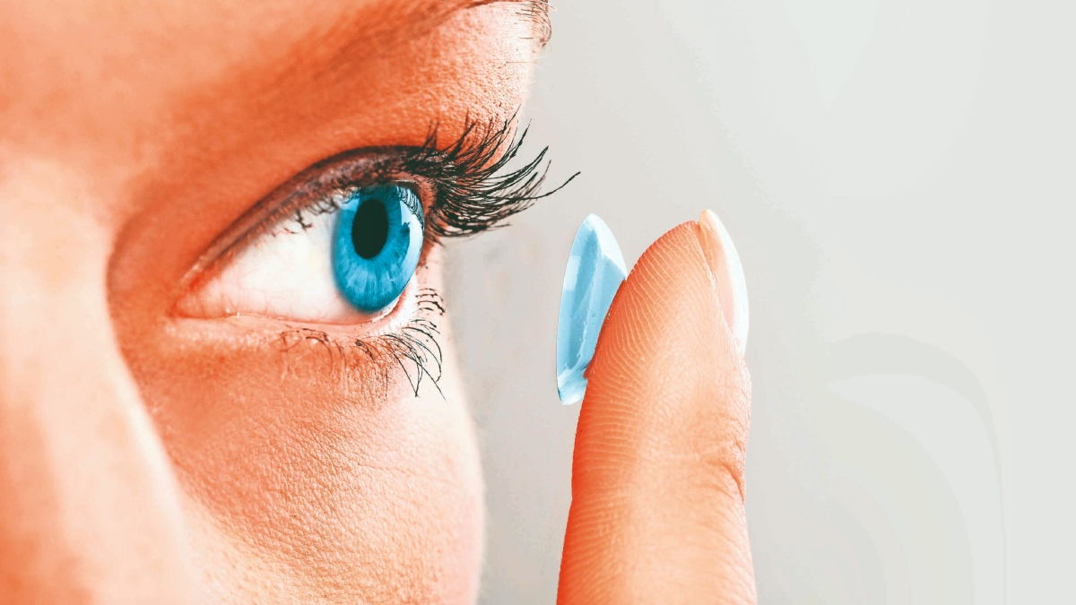 Smart contact lenses, anyone? - Healthcare News | The Financial Express