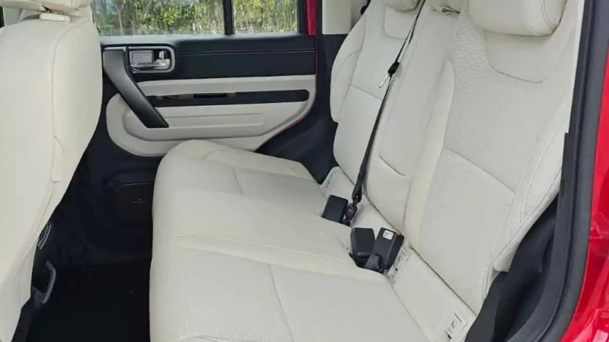 Mahindra Thar Roxx Review: The real all-in-one SUV - Auto Reviews News ...