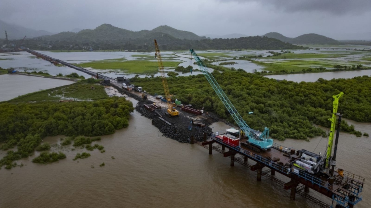 Mumbai-Ahmedabad Bullet Train: Major progress in Shilphata-Zaroli ...