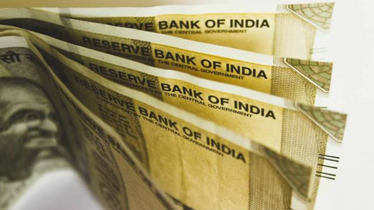 Inflation Calculator: What will be the value of Rs 1 lakh after 20, 30 ...