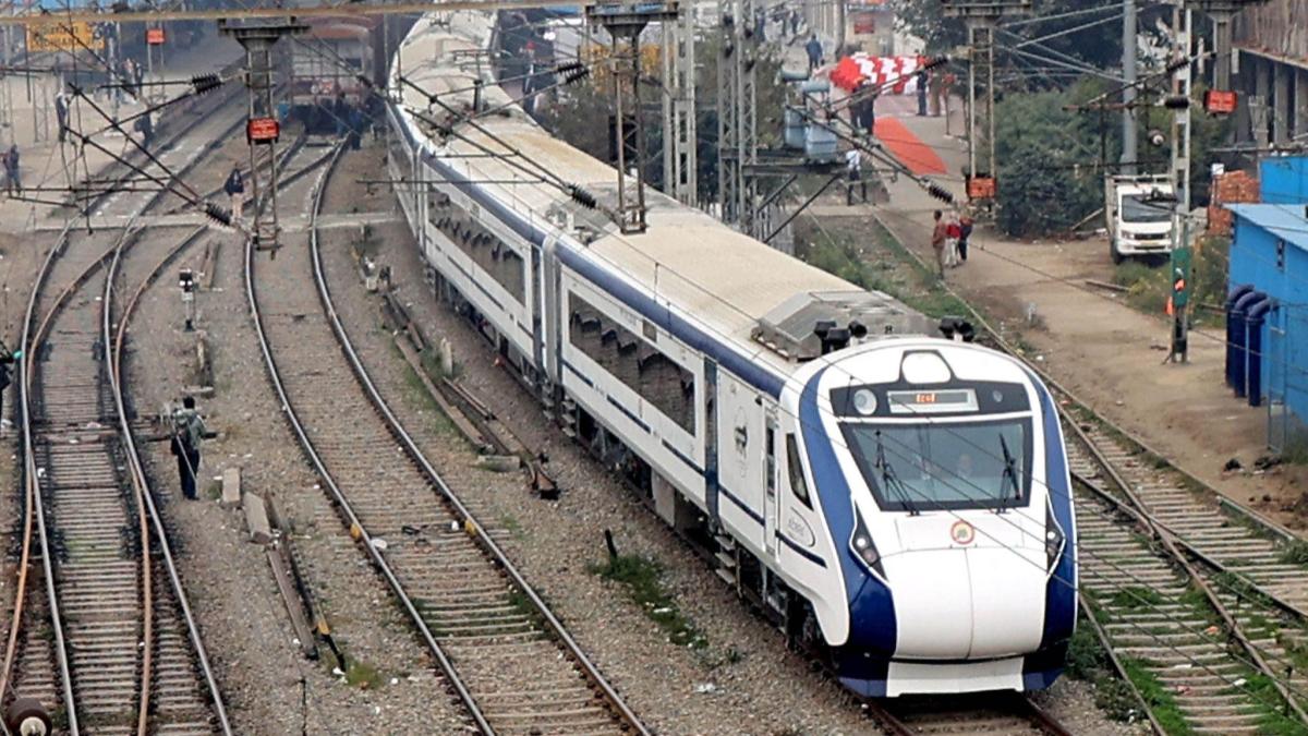 Indian Railways to launch 10 new Vande Bharat Express trains on ...