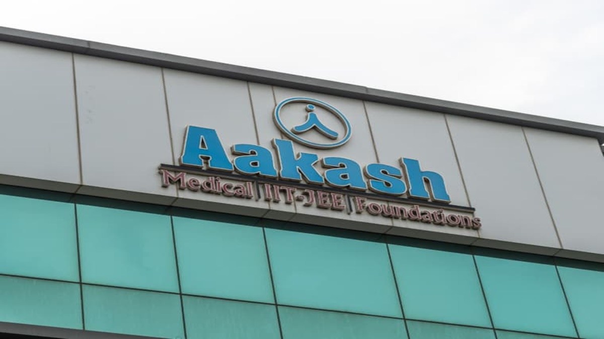 Aakash chalks out expansion plans, to open 250 new centres - Education ...