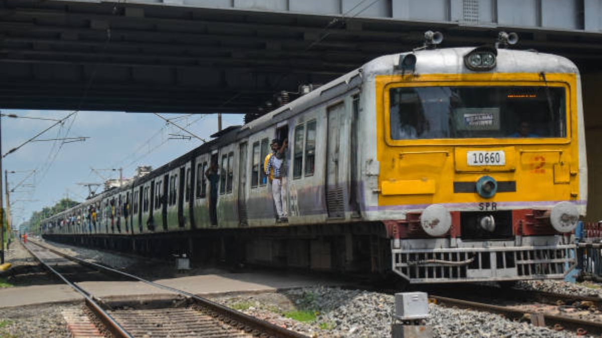 Indian Railways extends special train services between Dadar and ...