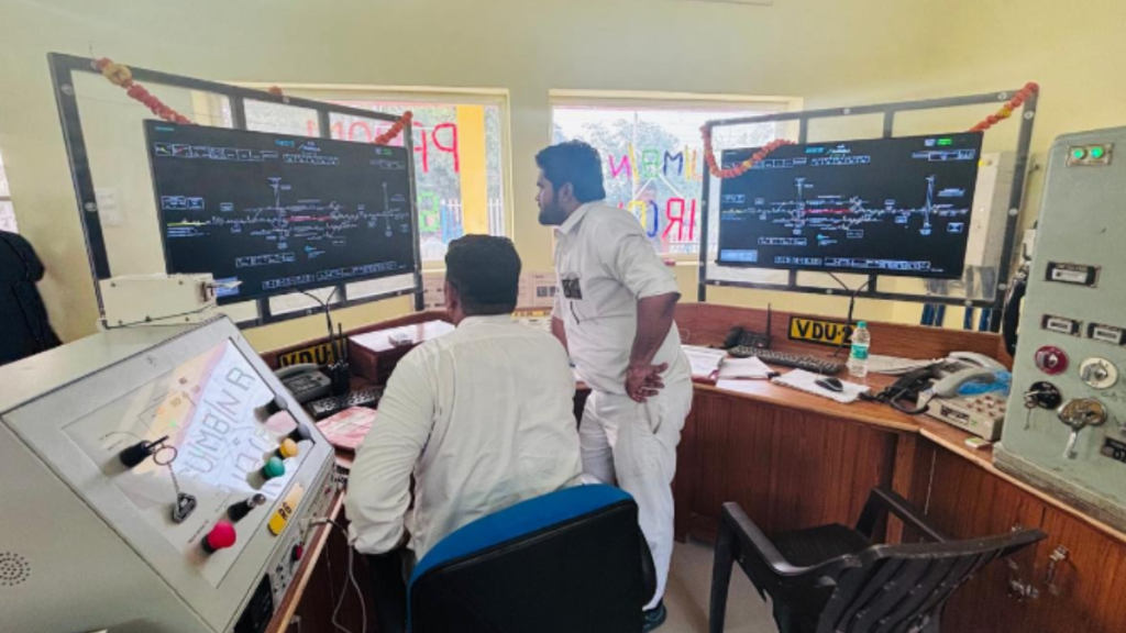 Indian Railways commissions new electronic interlocking system with 42 ...