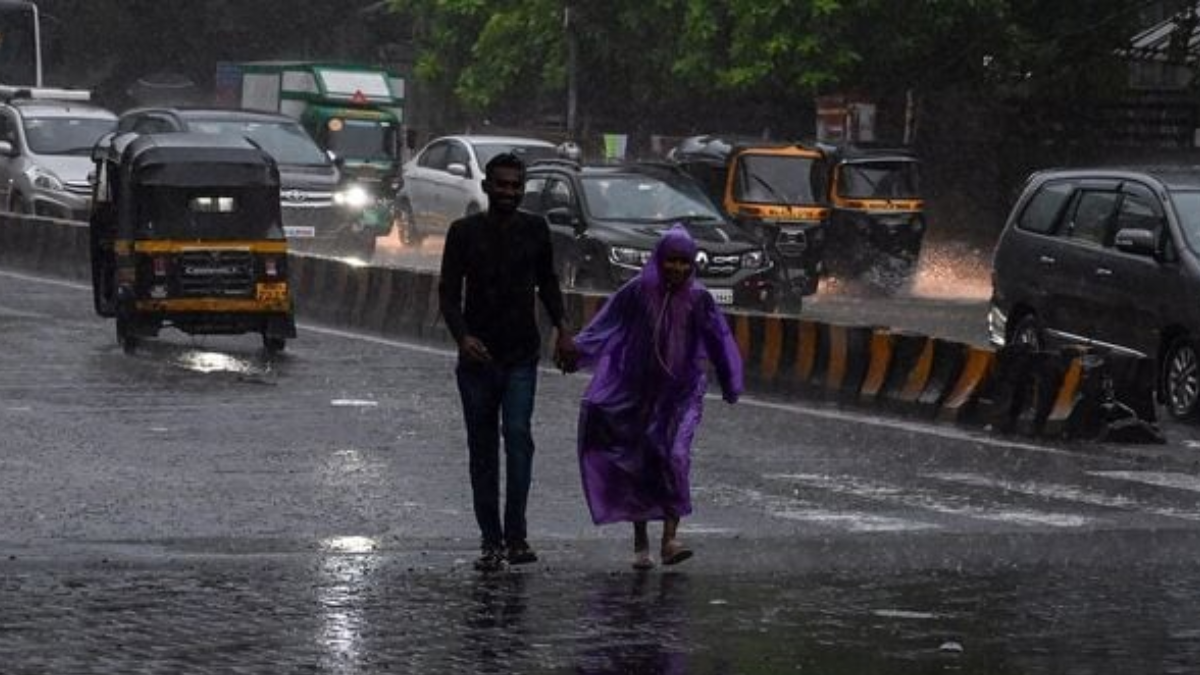 Mumbai Rains: IMD forecasts light showers in THESE areas - India News | The Financial Express