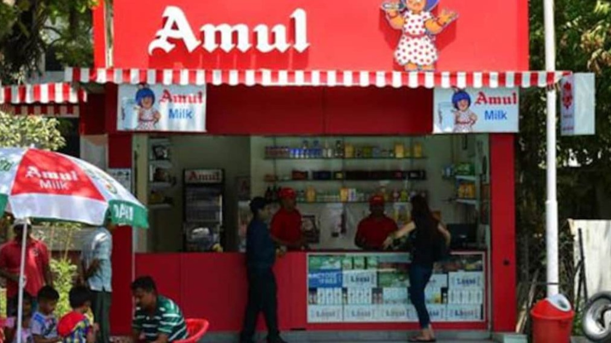 Amul milk to be launched in Europe this month-end - Industry News | The ...