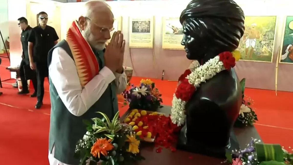 Bihar's infrastructure boost: PM Modi unveils Rs 6,640 crore development projects in Jamui ...