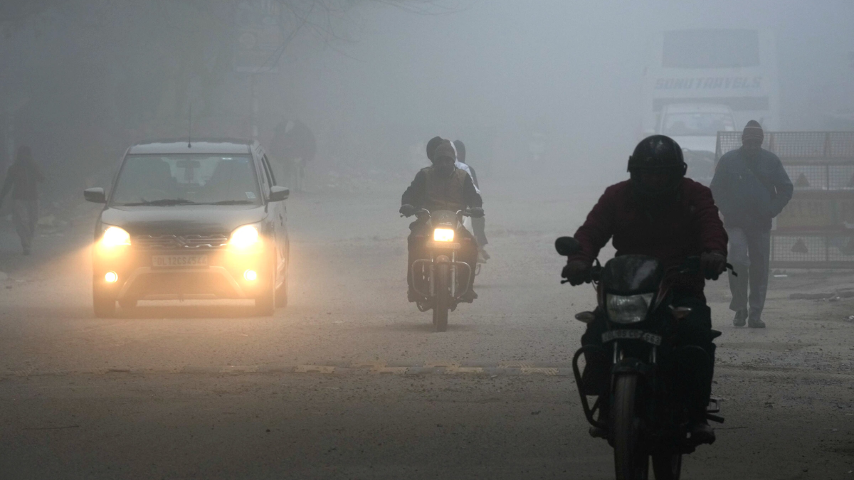 Weather Today: IMD predicts dense fog, toxic smog in Northern states ...