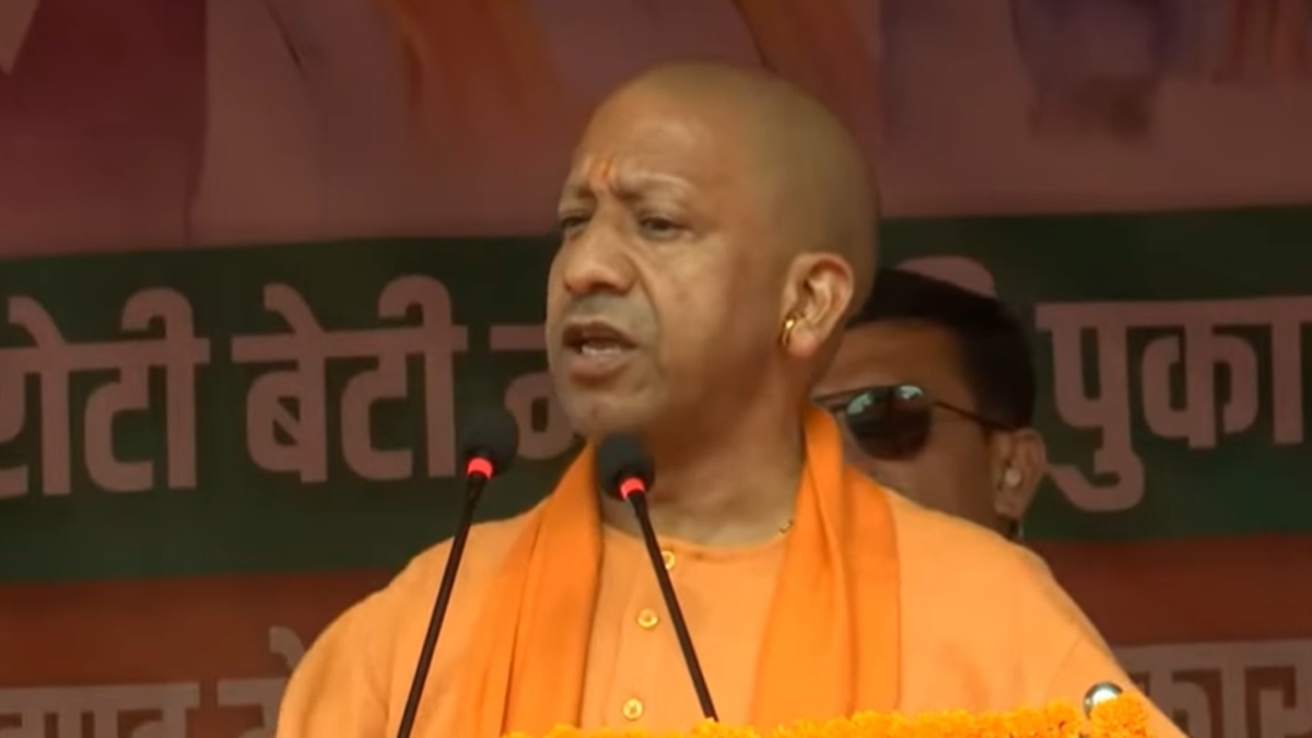 'JMM-led alliance patronising mafia, vote for BJP to bulldoze mafia': Yogi Adityanath in Koderma ...
