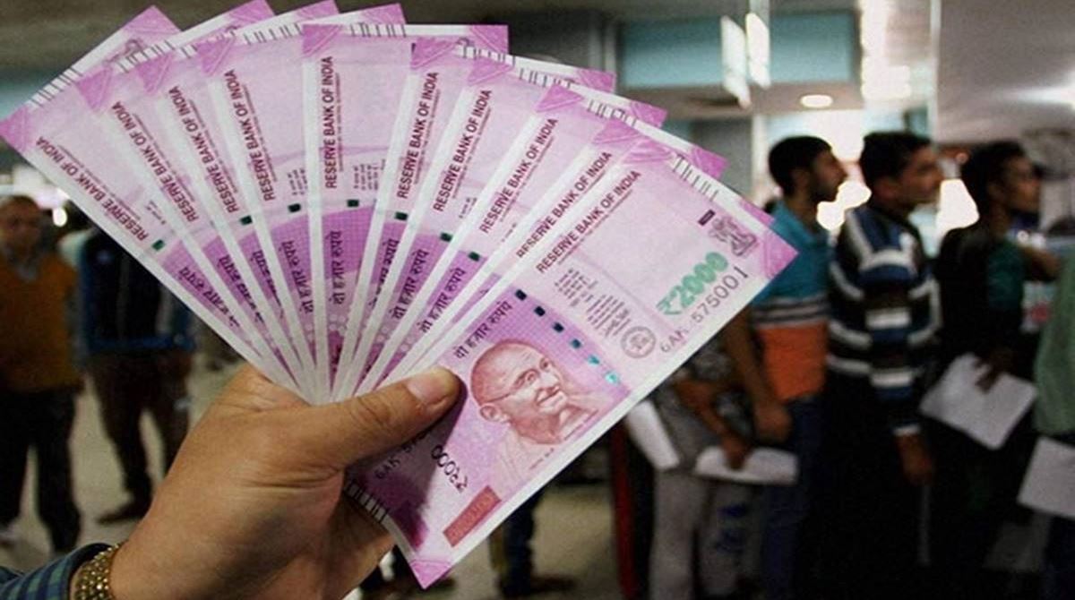 Still holding Rs 2000 notes? Find out where and how to exchange them ...