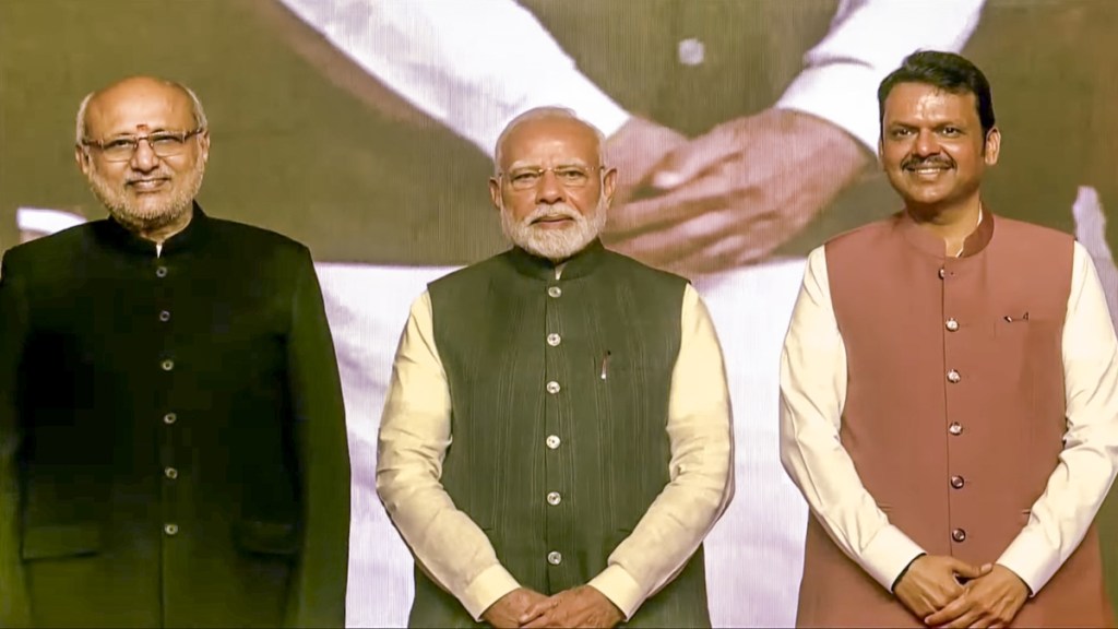 Devendra Fadnavis takes oath as Maharashtra CM, Eknath Shinde, Ajit Pawar sworn-in as his ...