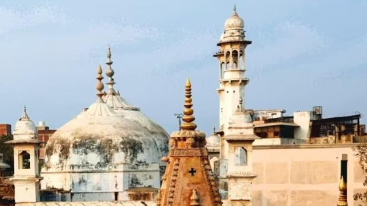 Gyanvapi Mosque committee moves SC, opposes challenge to Places of ...