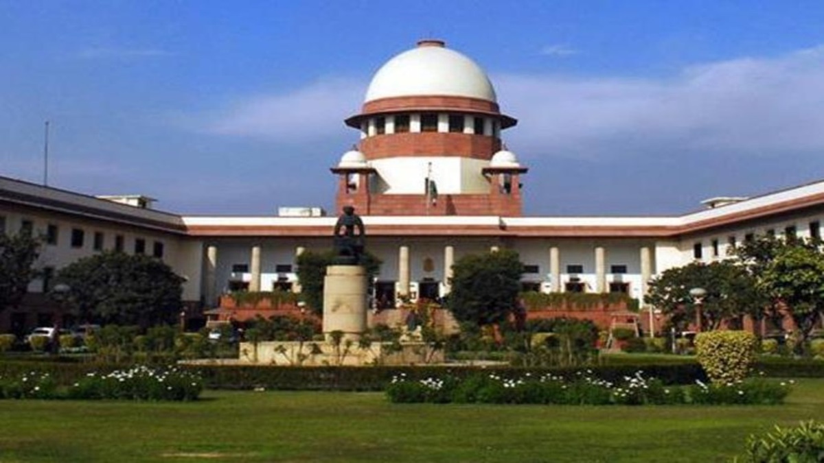 Supreme Court extends stay on defamation case against Arvind Kejriwal, Delhi CM Atishi - India ...
