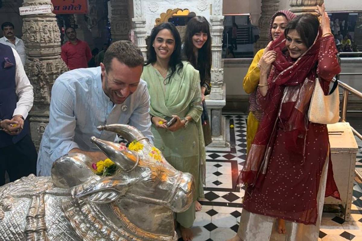 In Pictures | Chris Martin, Dakota Johnson visit temples during ...