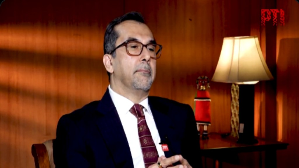 L&T 90-hour workweek row: ITC chairman Sanjiv Puri says ‘would not do that’, bats for work-life ...