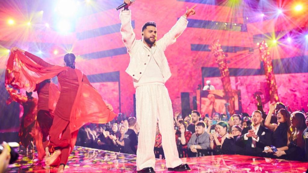 Karan Aujla buys luxury villa in Dubai for Rs 50 crore: A look at net ...