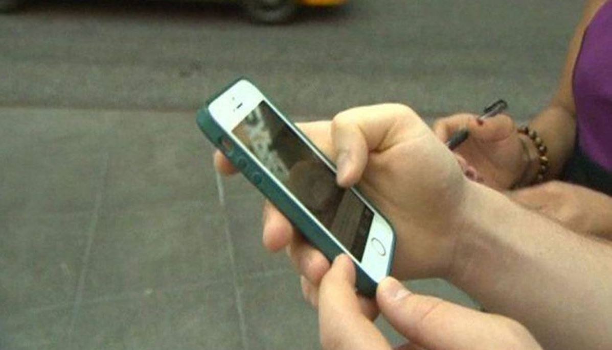 UPI Fraud Alert: What is Jump Deposit Scam everyone is talking about ...