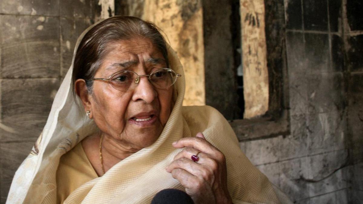 2002 Gujarat riots survivor and legal crusader Zakia Jafri passes away at 86 - India News | The ...
