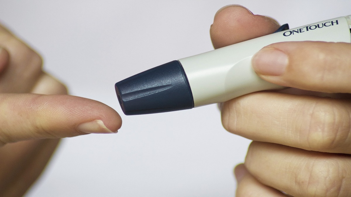 FDA gives nod to first rapid-acting insulin biosimilar for diabetes ...