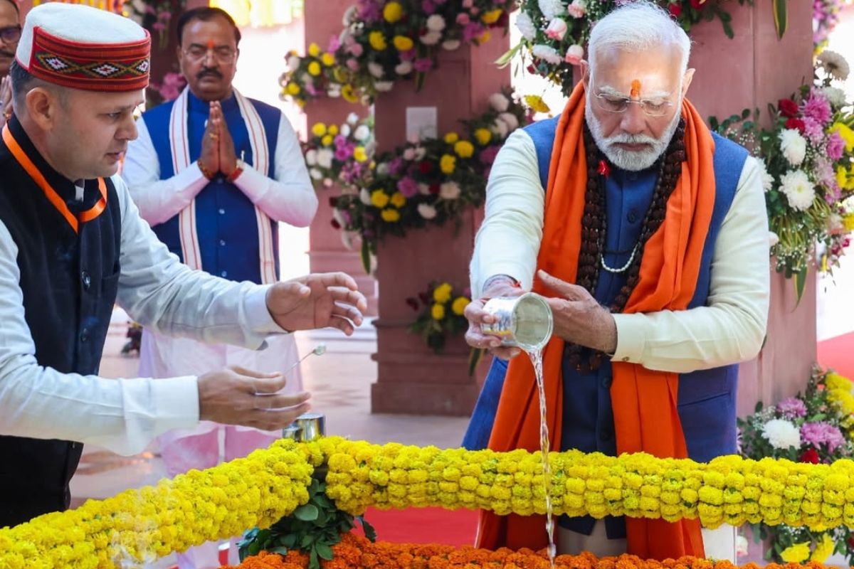 In Pictures | Mahakumbh 2025: PM Modi visits Prayagraj with CM Yogi ...