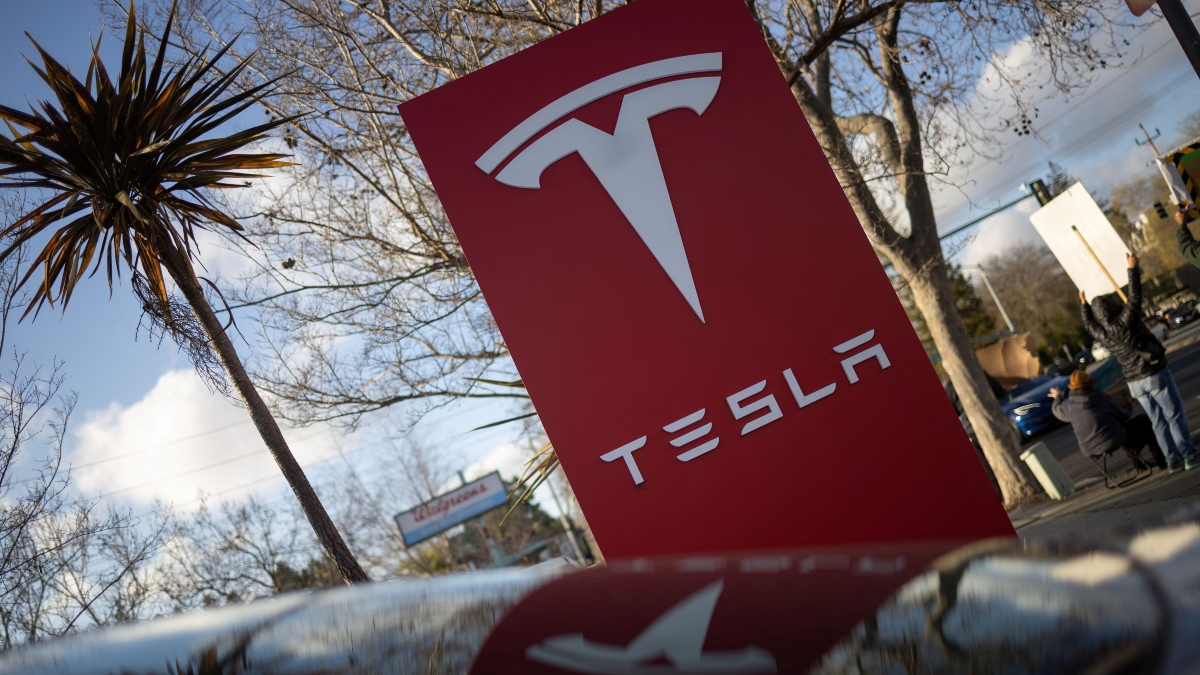 Import tariffs behind Tesla’s cautious India entry: CFO - Electric ...